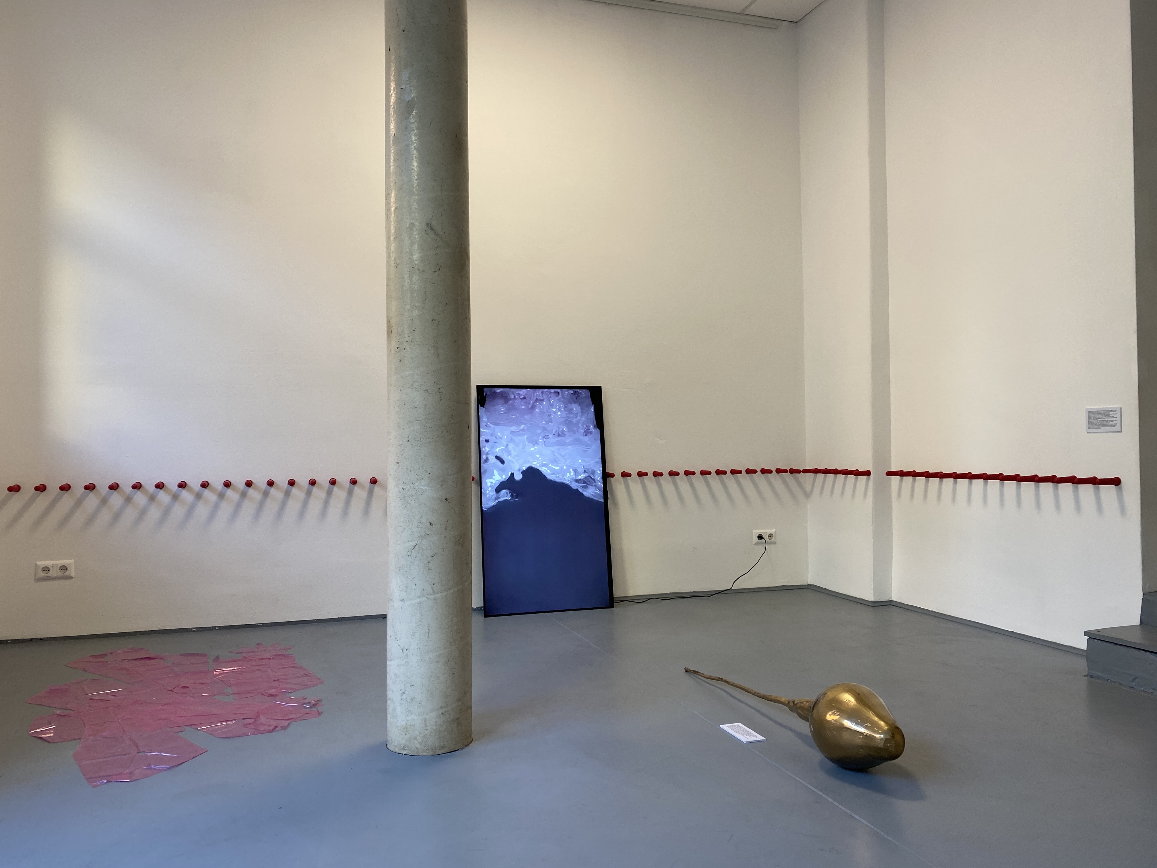 MÜTTER – DEBORAH GEPPERT